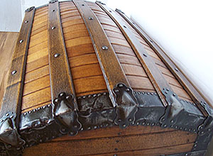 Antique Trunk #732 - Connie's Trunks